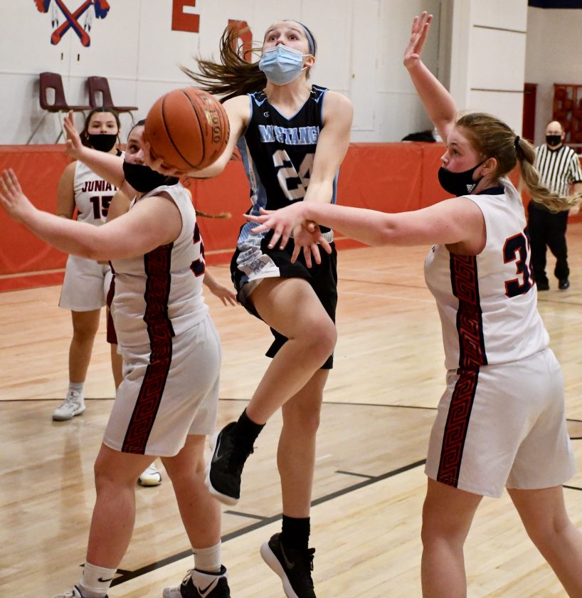 Experience leads Mustangs to victory | News, Sports, Jobs - The Sentinel